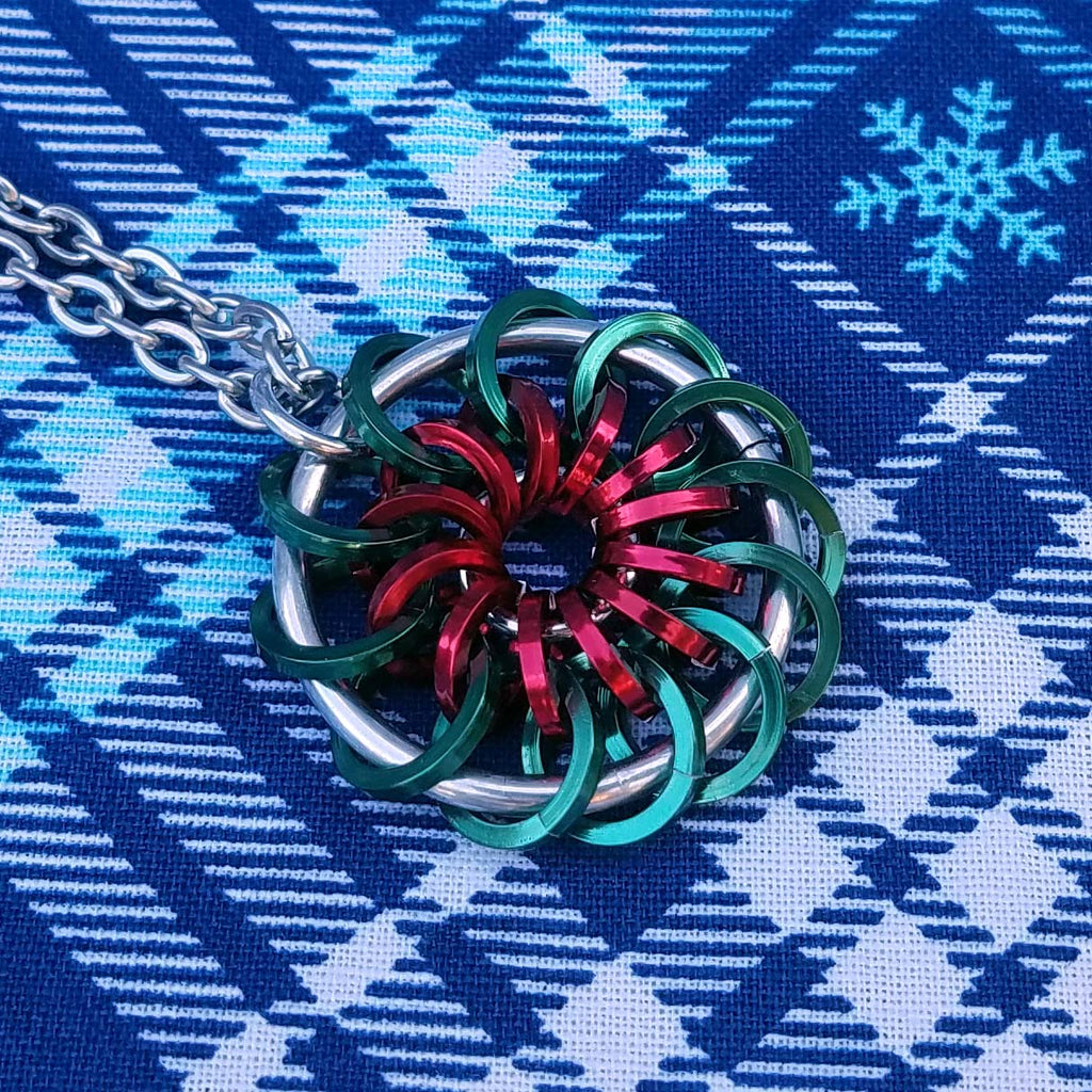 Green and Red Pinwheel Pendant – Spark of Nature